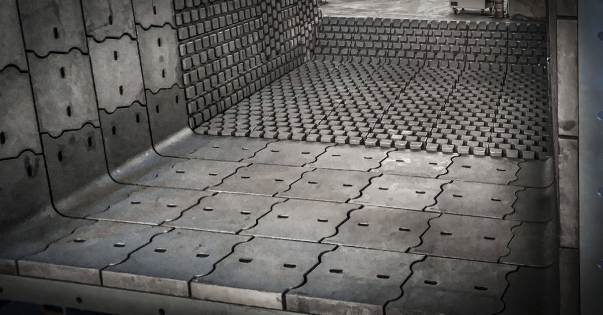 Wear lining impact plates for transfer chutes - Metso