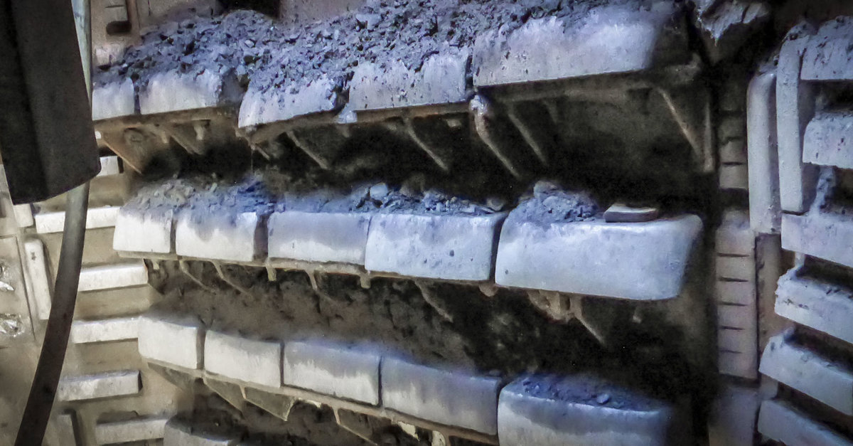 Wear linings for crusher discharge vaults - Metso
